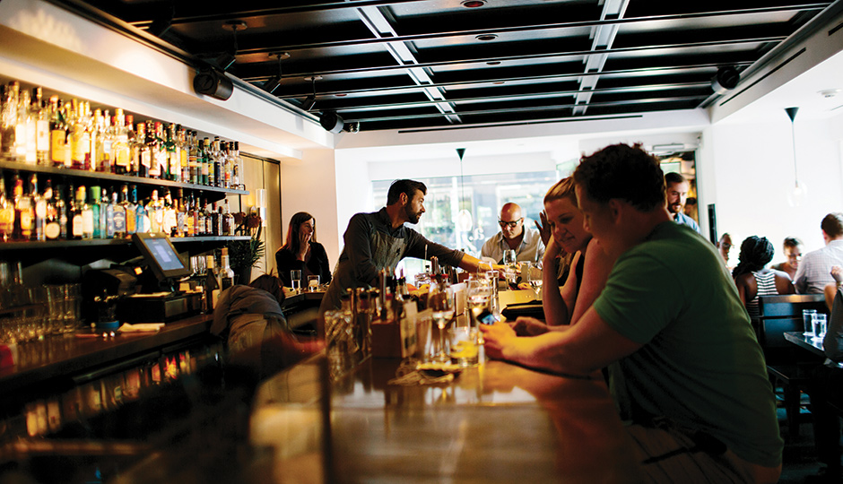 Top tips for running a bar - HHS Network
